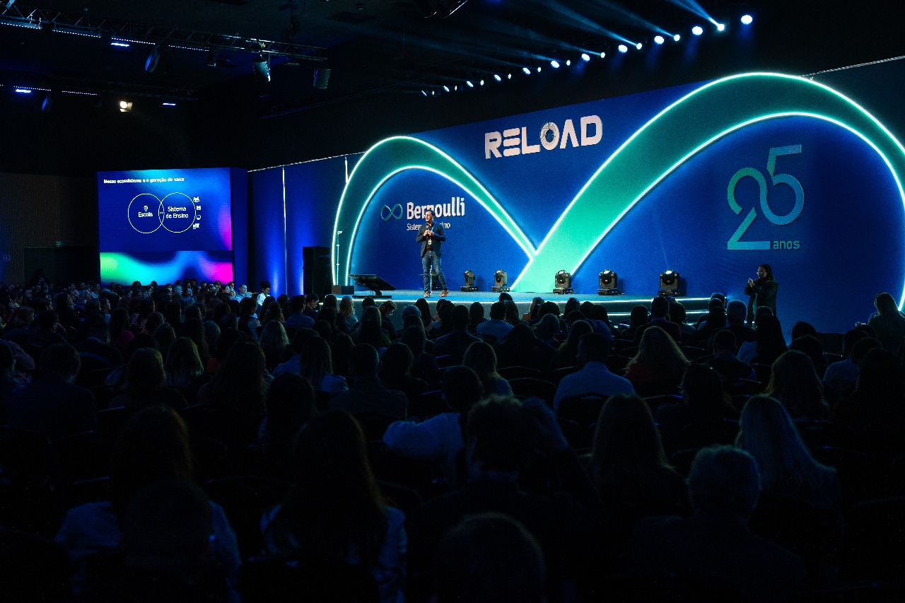 Educador21 | IA e futuro da educação em debate no Bernoulli Reload